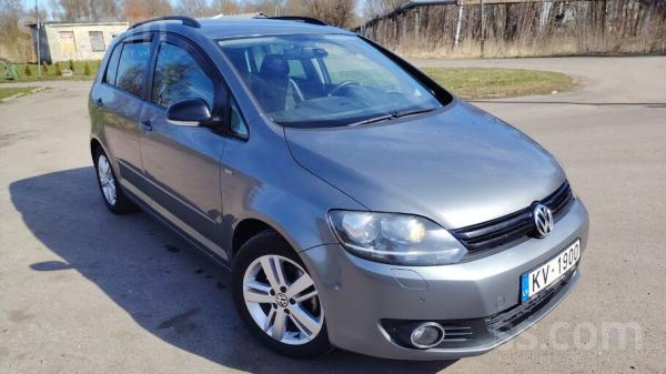 Grey Volkswagen Golf 2013 in Riga, with an engine capacity of 1.60 L and mileage of 308 thousand km for 4200 €, photo 2 on AUTOMOTO.COM.LV
