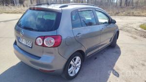 Pelēks Volkswagen Golf 2013 Rīga, ar dzinēja tilpumu 1.60 L un nobraukumu 308 tūkst. km par 4200 €, foto 12 vietnē AUTOMOTO.COM.LV