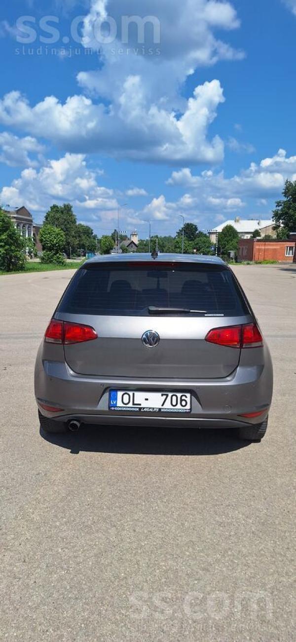 Pelēks Volkswagen Golf 2013 Rēzekne, ar dzinēja tilpumu 1.60 L un nobraukumu 228 tūkst. km par 4999 €, foto 6 vietnē AUTOMOTO.COM.LV