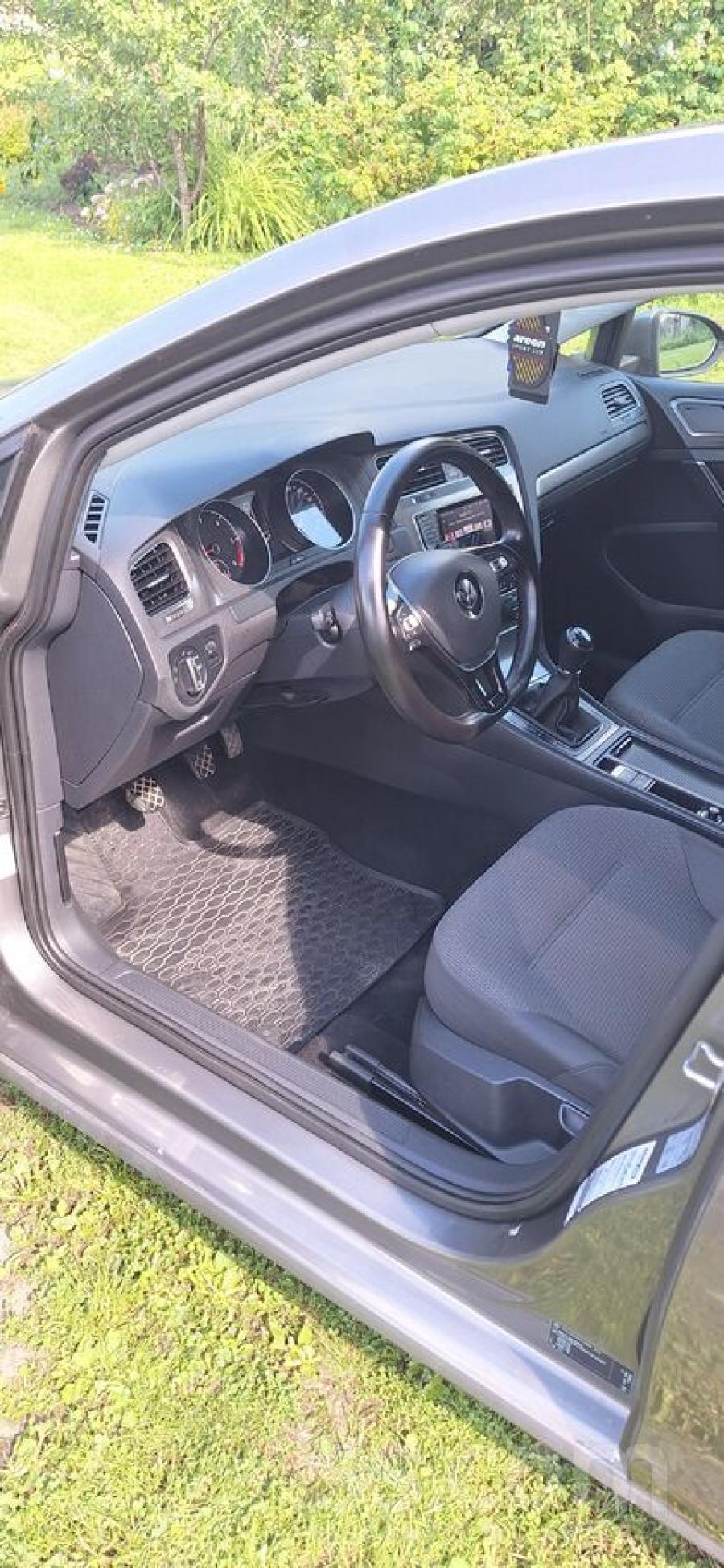 Pelēks Volkswagen Golf 2013 Rēzekne, ar dzinēja tilpumu 1.60 L un nobraukumu 228 tūkst. km par 4999 €, foto 12 vietnē AUTOMOTO.COM.LV