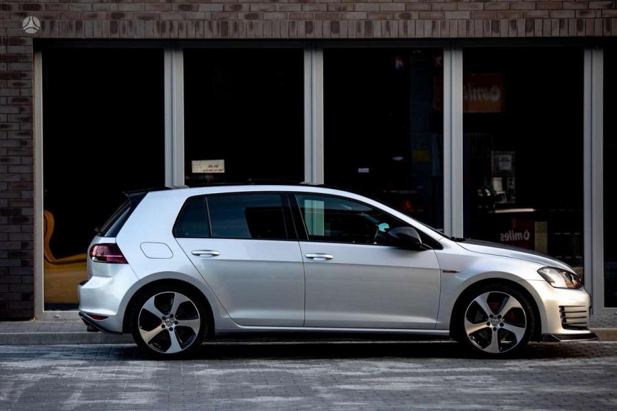 Grey Volkswagen Golf 2013 in Jurbarkas, with an engine capacity of 1.98 L and mileage of 111 thousand km for 11400 €, photo 11 on AUTOMOTO.COM.LV