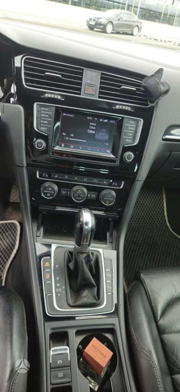 Pelēks Volkswagen Golf 2013 Viļņa, ar dzinēja tilpumu 1.40 L un nobraukumu 142 tūkst. km par 6800 €, foto 5 vietnē AUTOMOTO.COM.LV