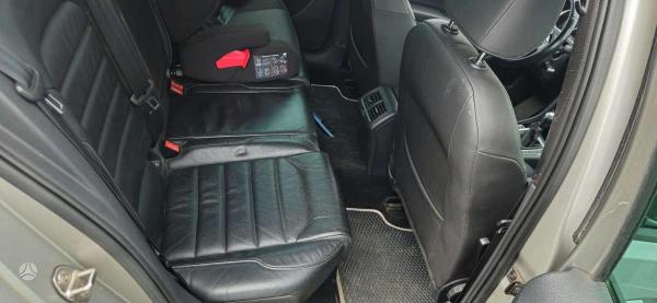 Pelēks Volkswagen Golf 2013 Viļņa, ar dzinēja tilpumu 1.40 L un nobraukumu 142 tūkst. km par 6800 €, foto 9 vietnē AUTOMOTO.COM.LV