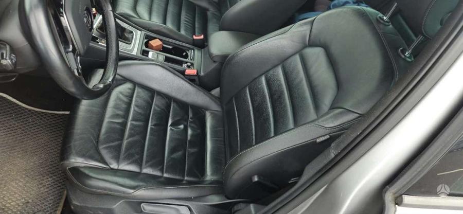 Pelēks Volkswagen Golf 2013 Viļņa, ar dzinēja tilpumu 1.40 L un nobraukumu 142 tūkst. km par 6800 €, foto 11 vietnē AUTOMOTO.COM.LV