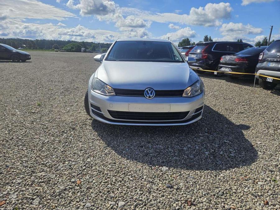 Pelēks Volkswagen Golf 2013 Tauragė, ar dzinēja tilpumu 1.60 L un nobraukumu 292 tūkst. km par 5450 €, foto 3 vietnē AUTOMOTO.COM.LV