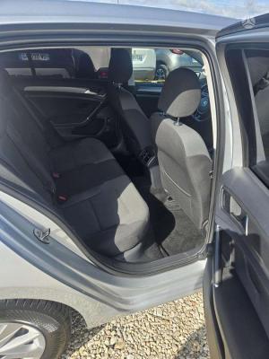 Pelēks Volkswagen Golf 2013 Tauragė, ar dzinēja tilpumu 1.60 L un nobraukumu 292 tūkst. km par 5450 €, foto 9 vietnē AUTOMOTO.COM.LV