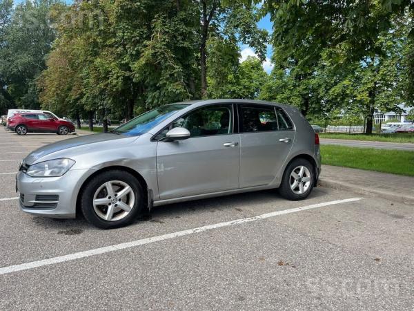 Pelēks Volkswagen Golf 2013 Rīga, ar dzinēja tilpumu 1.60 L un nobraukumu 360 tūkst. km par 4500 €, foto 4 vietnē AUTOMOTO.COM.LV