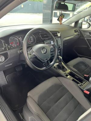 Grey Volkswagen Golf 2013 in Kaunas, with an engine capacity of 2.00 L and mileage of 260 thousand km for 8500 €, photo 9 on AUTOMOTO.COM.LV