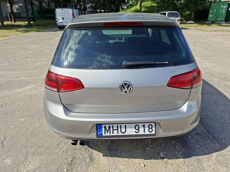 Pelēks Volkswagen Golf 2013 Kauņa, ar dzinēja tilpumu 1.39 L un nobraukumu 261 tūkst. km par 5200 €, foto 5 vietnē AUTOMOTO.COM.LV
