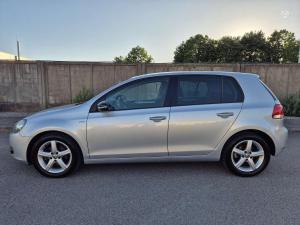 Pelēks Volkswagen Golf 2013 Mažeikiai, ar dzinēja tilpumu 1.20 L un nobraukumu 145 tūkst. km par 4750 €, foto 3 vietnē AUTOMOTO.COM.LV