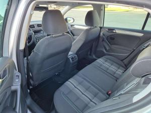 Pelēks Volkswagen Golf 2013 Mažeikiai, ar dzinēja tilpumu 1.20 L un nobraukumu 145 tūkst. km par 4750 €, foto 9 vietnē AUTOMOTO.COM.LV
