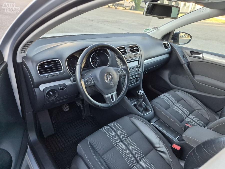 Pelēks Volkswagen Golf 2013 Mažeikiai, ar dzinēja tilpumu 1.20 L un nobraukumu 145 tūkst. km par 4750 €, foto 8 vietnē AUTOMOTO.COM.LV