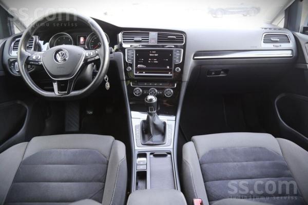 Pelēks Volkswagen Golf 2013 Rīga, ar dzinēja tilpumu 2.00 L un nobraukumu 328 tūkst. km par 4495 €, foto 10 vietnē AUTOMOTO.COM.LV