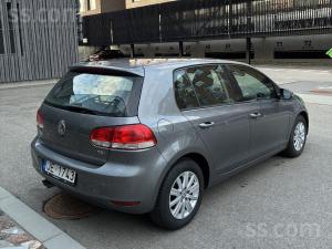 Grey Volkswagen Golf 2013 in Riga, with an engine capacity of 1.40 L and mileage of 246 thousand km for 2100 €, photo 7 on AUTOMOTO.COM.LV