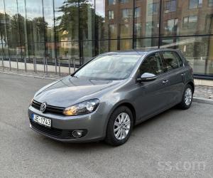 Pelēks Volkswagen Golf 2013 Rīga, ar dzinēja tilpumu 1.40 L un nobraukumu 246 tūkst. km par 2100 €, foto  vietnē AUTOMOTO.COM.LV
