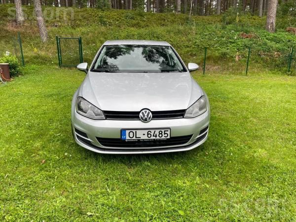 Grey Volkswagen Golf 2013 in Tukums, with an engine capacity of 1.20 L and mileage of 294 thousand km for 2900 €, photo 2 on AUTOMOTO.COM.LV