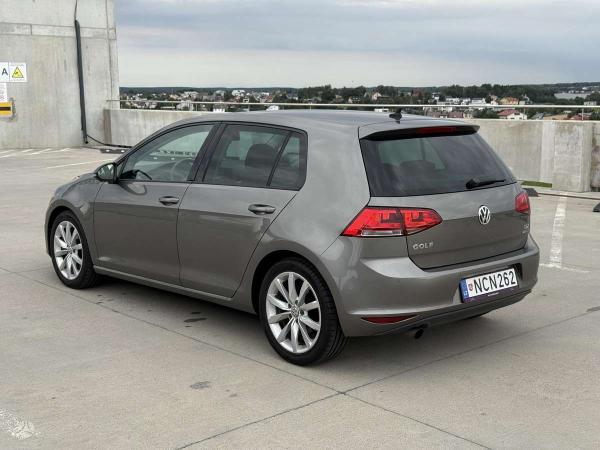 Pelēks Volkswagen Golf 2013 Viļņa, ar dzinēja tilpumu 1.60 L un nobraukumu 276 tūkst. km par 7200 €, foto 6 vietnē AUTOMOTO.COM.LV