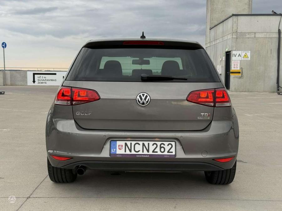 Pelēks Volkswagen Golf 2013 Viļņa, ar dzinēja tilpumu 1.60 L un nobraukumu 276 tūkst. km par 7200 €, foto 8 vietnē AUTOMOTO.COM.LV