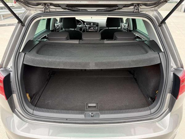 Pelēks Volkswagen Golf 2013 Viļņa, ar dzinēja tilpumu 1.60 L un nobraukumu 276 tūkst. km par 7200 €, foto 8 vietnē AUTOMOTO.COM.LV