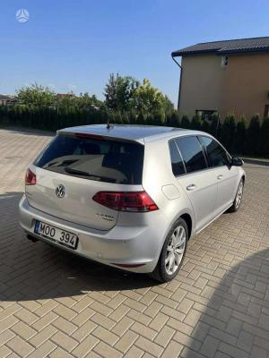 Grey Volkswagen Golf 2013 in Kaunas, with an engine capacity of 2.00 L and mileage of 261 thousand km for 8250 €, photo 15 on AUTOMOTO.COM.LV