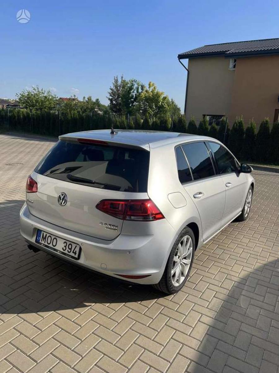 Grey Volkswagen Golf 2013 in Kaunas, with an engine capacity of 2.00 L and mileage of 261 thousand km for 8250 €, photo 15 on AUTOMOTO.COM.LV