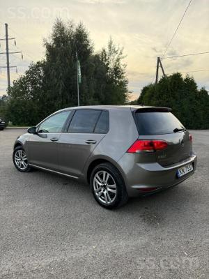 Pelēks Volkswagen Golf 2013 Rīga, ar dzinēja tilpumu 1.60 L un nobraukumu 329 tūkst. km par 3200 €, foto 6 vietnē AUTOMOTO.COM.LV