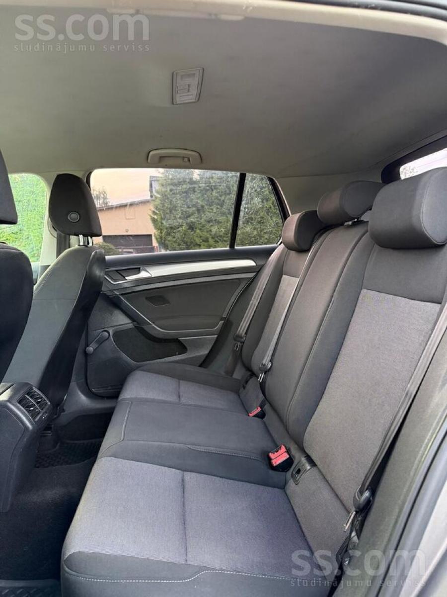 Pelēks Volkswagen Golf 2013 Rīga, ar dzinēja tilpumu 1.60 L un nobraukumu 329 tūkst. km par 3200 €, foto 13 vietnē AUTOMOTO.COM.LV