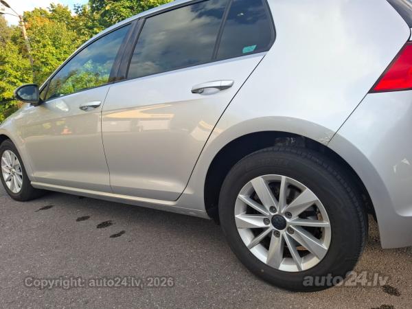 Pelēks Volkswagen Golf 2013 Jehvi, ar dzinēja tilpumu 1.20 L un nobraukumu 305 tūkst. km par 3500 €, foto 5 vietnē AUTOMOTO.COM.LV