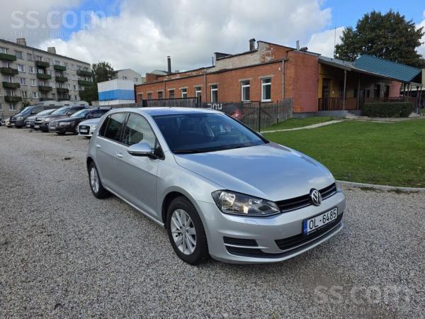Pelēks Volkswagen Golf 2013 Ventspils, ar dzinēja tilpumu 1.20 L un nobraukumu 294 tūkst. km par 4850 €, foto 4 vietnē AUTOMOTO.COM.LV