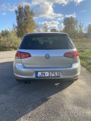 Pelēks Volkswagen Golf 2014 Rīga, ar dzinēja tilpumu 1.40 L un nobraukumu 323 tūkst. km par 5500 €, foto 3 vietnē AUTOMOTO.COM.LV