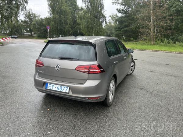 Grey Volkswagen Golf 2014 in Riga, with an engine capacity of 1.60 L and mileage of 106 thousand km for 8750 €, photo 2 on AUTOMOTO.COM.LV