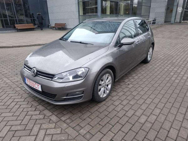 Grey Volkswagen Golf 2014 in Vilnius, with an engine capacity of 1.40 L and mileage of 179 thousand km for 5800 €, photo 1 on AUTOMOTO.COM.LV