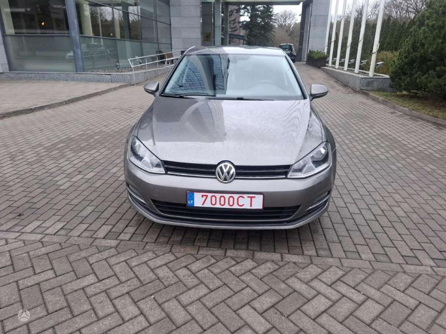 Grey Volkswagen Golf 2014 in Vilnius, with an engine capacity of 1.40 L and mileage of 179 thousand km for 5800 €, photo 2 on AUTOMOTO.COM.LV