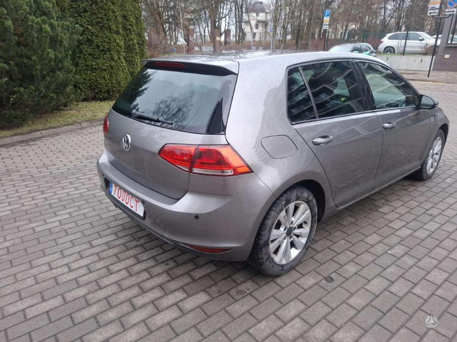 Grey Volkswagen Golf 2014 in Vilnius, with an engine capacity of 1.40 L and mileage of 179 thousand km for 5800 €, photo 5 on AUTOMOTO.COM.LV