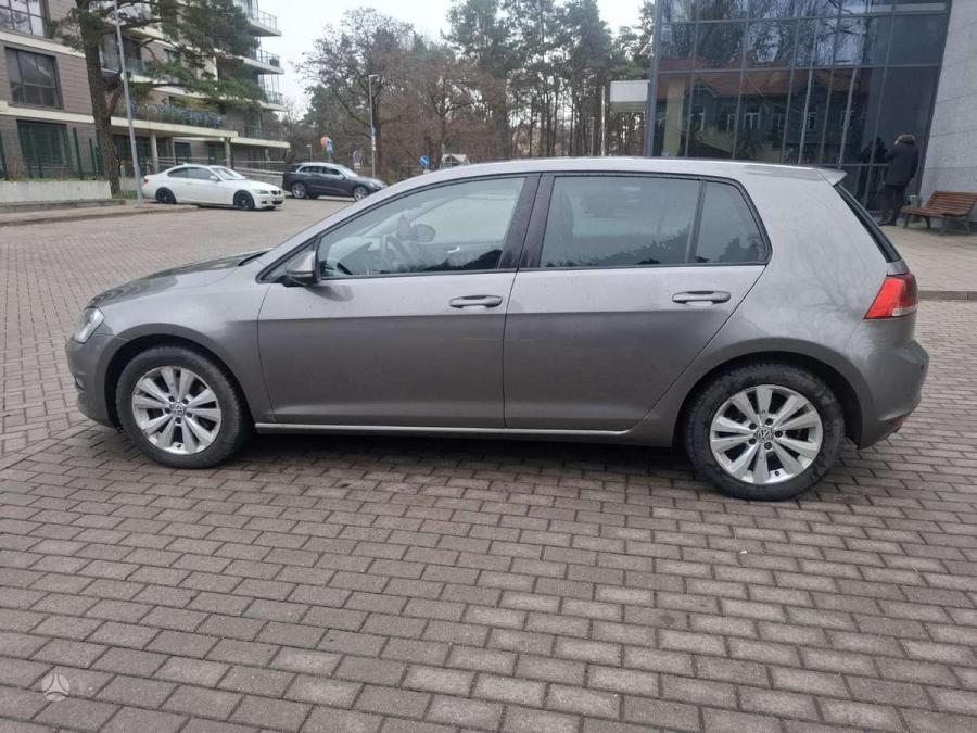 Grey Volkswagen Golf 2014 in Vilnius, with an engine capacity of 1.40 L and mileage of 179 thousand km for 5800 €, photo 8 on AUTOMOTO.COM.LV