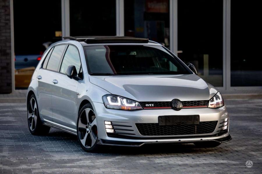Pelēks Volkswagen Golf 2014 Jurbarkas, ar dzinēja tilpumu 1.98 L un nobraukumu 111 tūkst. km par 14450 €, foto 1 vietnē AUTOMOTO.COM.LV