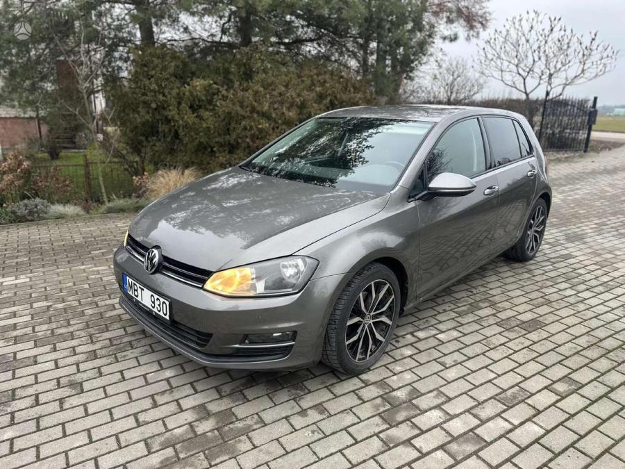 Grey Volkswagen Golf 2014 in Kaunas, with an engine capacity of 1.60 L and mileage of 164 thousand km for 7000 €, photo 4 on AUTOMOTO.COM.LV