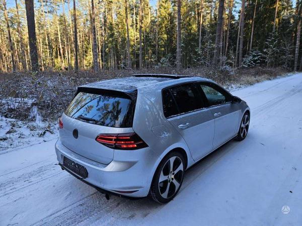 Grey Volkswagen Golf 2014 in Kaunas, with an engine capacity of 1.98 L and mileage of 111 thousand km for 15000 €, photo 3 on AUTOMOTO.COM.LV