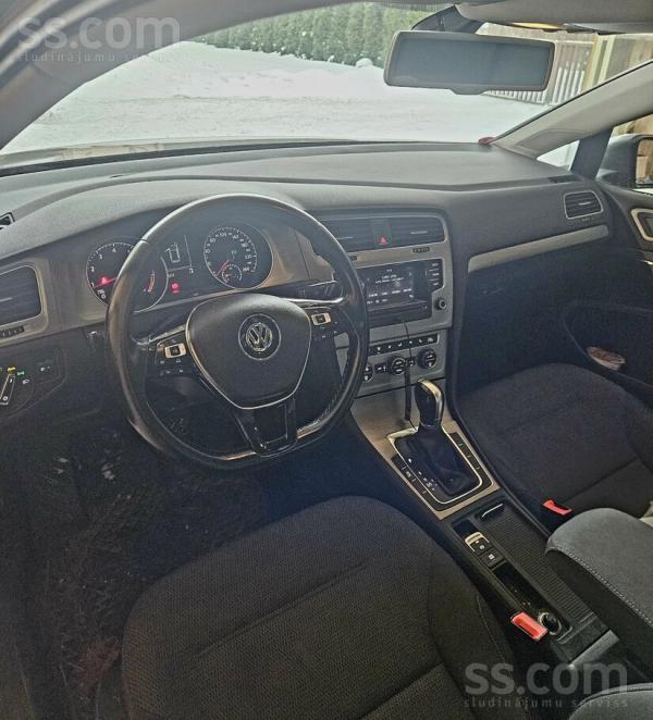 Pelēks Volkswagen Golf 2014 Liepāja, ar dzinēja tilpumu 1.40 L un nobraukumu 258 tūkst. km par 6500 €, foto 4 vietnē AUTOMOTO.COM.LV