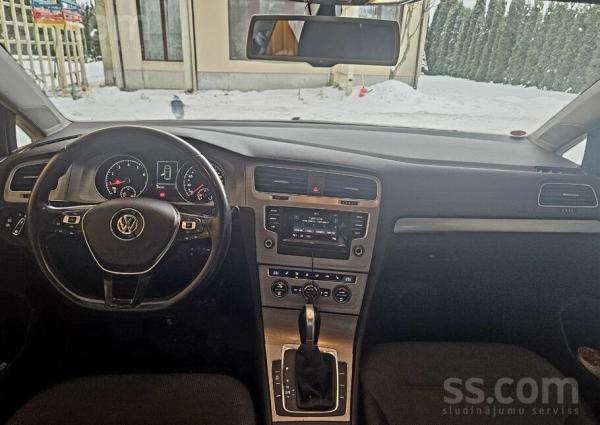 Pelēks Volkswagen Golf 2014 Liepāja, ar dzinēja tilpumu 1.40 L un nobraukumu 258 tūkst. km par 6500 €, foto 5 vietnē AUTOMOTO.COM.LV