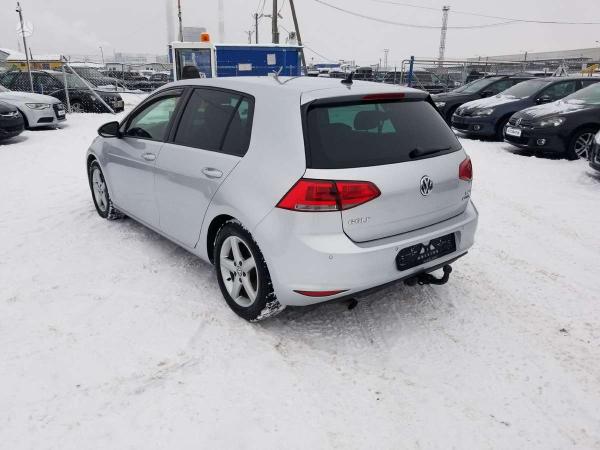 Pelēks Volkswagen Golf 2014 Kauņa, ar dzinēja tilpumu 1.20 L un nobraukumu 198 tūkst. km par 7550 €, foto 6 vietnē AUTOMOTO.COM.LV