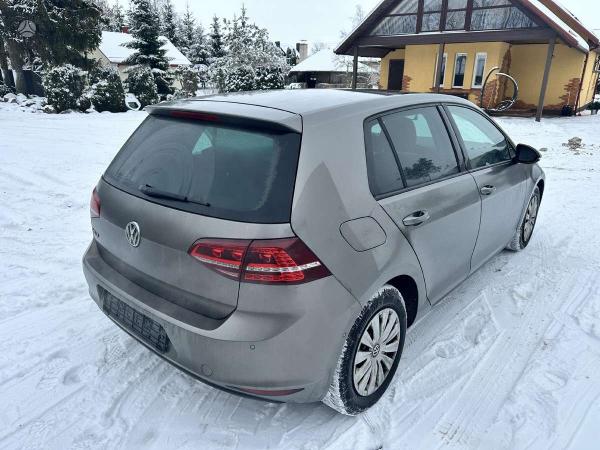 Pelēks Volkswagen Golf 2014 Marijampole, ar dzinēja tilpumu 1.40 L un nobraukumu 306 tūkst. km par 6200 €, foto 6 vietnē AUTOMOTO.COM.LV
