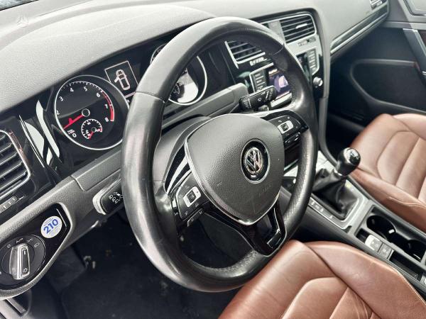 Pelēks Volkswagen Golf 2014 Marijampole, ar dzinēja tilpumu 1.40 L un nobraukumu 306 tūkst. km par 6200 €, foto 10 vietnē AUTOMOTO.COM.LV