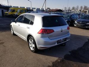 Grey Volkswagen Golf 2014 in Kaunas, with an engine capacity of 1.20 L and mileage of 198 thousand km for 6999 €, photo 8 on AUTOMOTO.COM.LV