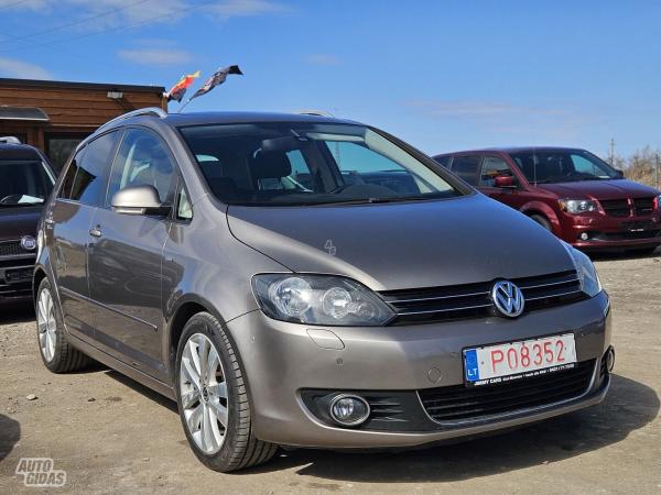 Grey Volkswagen Golf 2014 in Kluonaliai, with an engine capacity of 1.60 L and mileage of 221 thousand km for 4999 €, photo 3 on AUTOMOTO.COM.LV