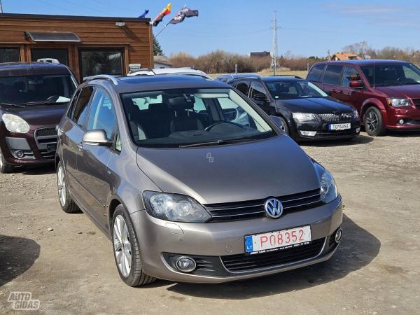 Grey Volkswagen Golf 2014 in Kluonaliai, with an engine capacity of 1.60 L and mileage of 221 thousand km for 4999 €, photo 6 on AUTOMOTO.COM.LV