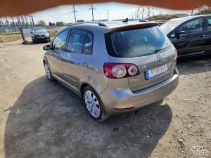 Pelēks Volkswagen Golf 2014 Kluonaliai, ar dzinēja tilpumu 1.60 L un nobraukumu 221 tūkst. km par 4999 €, foto 14 vietnē AUTOMOTO.COM.LV