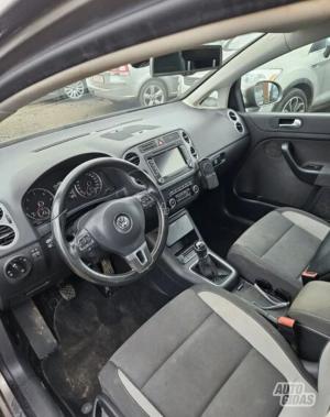 Pelēks Volkswagen Golf 2014 Kluonaliai, ar dzinēja tilpumu 1.60 L un nobraukumu 221 tūkst. km par 4999 €, foto 16 vietnē AUTOMOTO.COM.LV