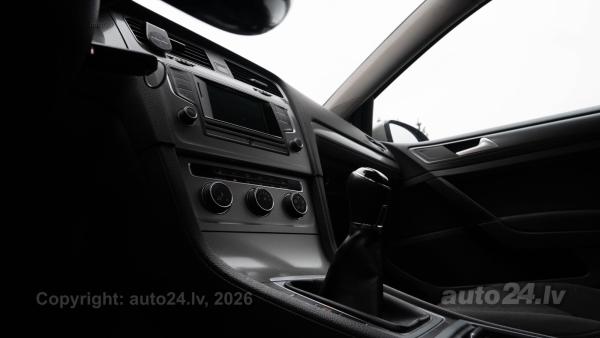 Pelēks Volkswagen Golf 2014 Tallina, ar dzinēja tilpumu 1.40 L un nobraukumu 192 tūkst. km par 6650 €, foto 7 vietnē AUTOMOTO.COM.LV