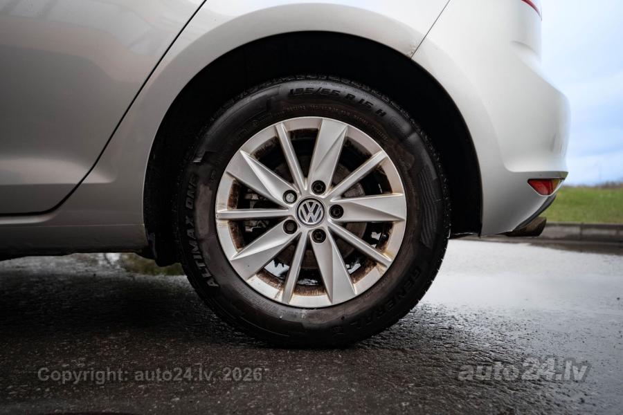 Pelēks Volkswagen Golf 2014 Tallina, ar dzinēja tilpumu 1.40 L un nobraukumu 192 tūkst. km par 6650 €, foto 13 vietnē AUTOMOTO.COM.LV